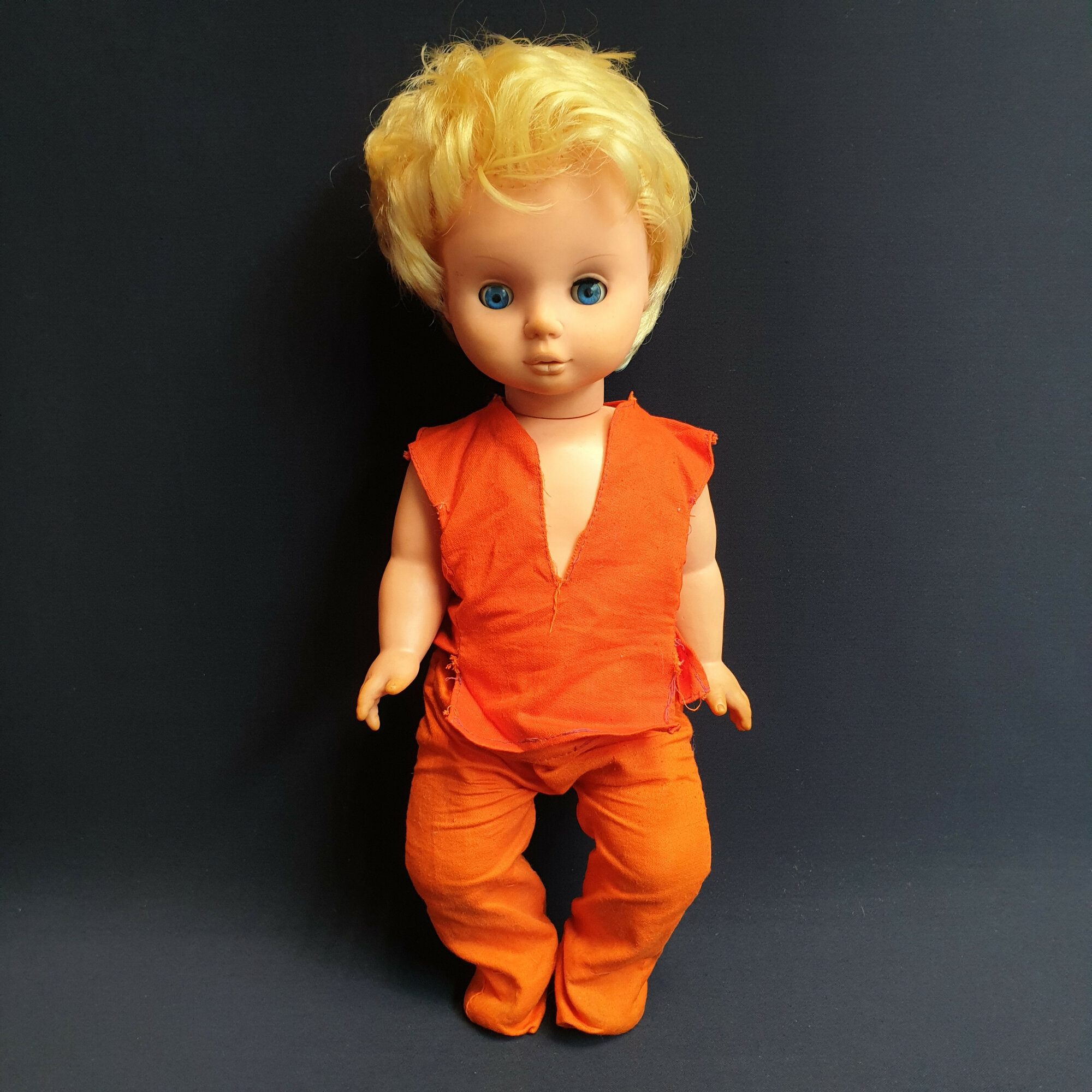 Кукла 40 см, резиновая, нет ресницы, одежда треб. химчистки. Винтаж, СССР.