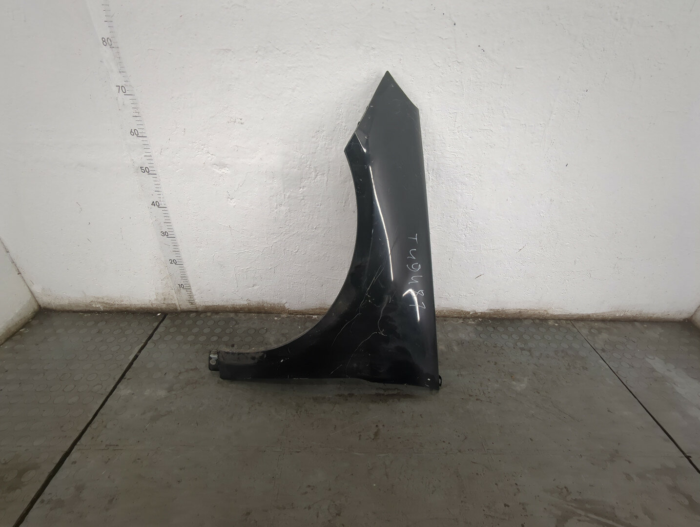 Крыло левое переднее Mercedes B W245 Б/У