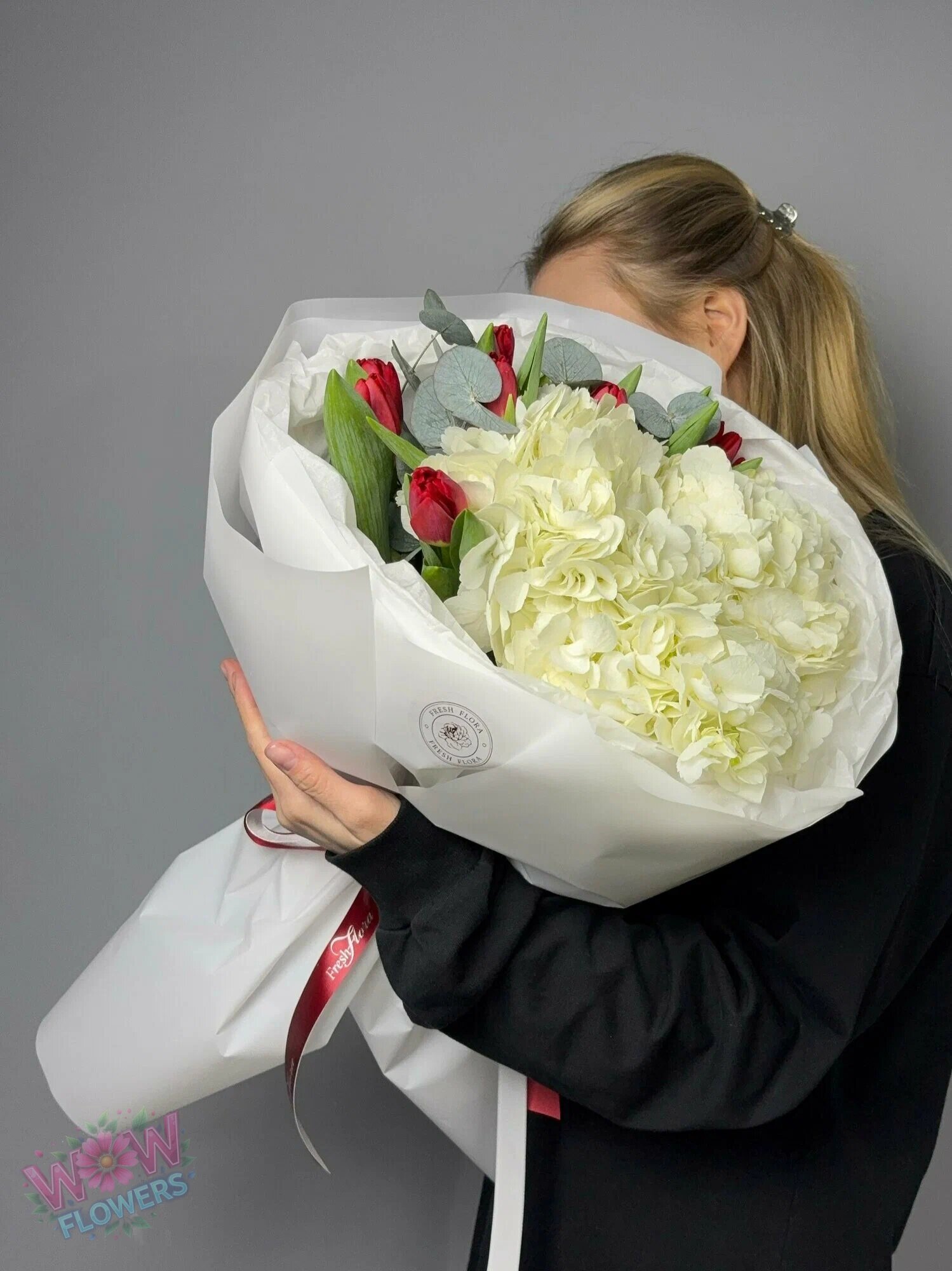 WOW Цветочки | Белое Облако: тюльпаны, гортензия, эвкалипт – купить нежный букет с доставкой