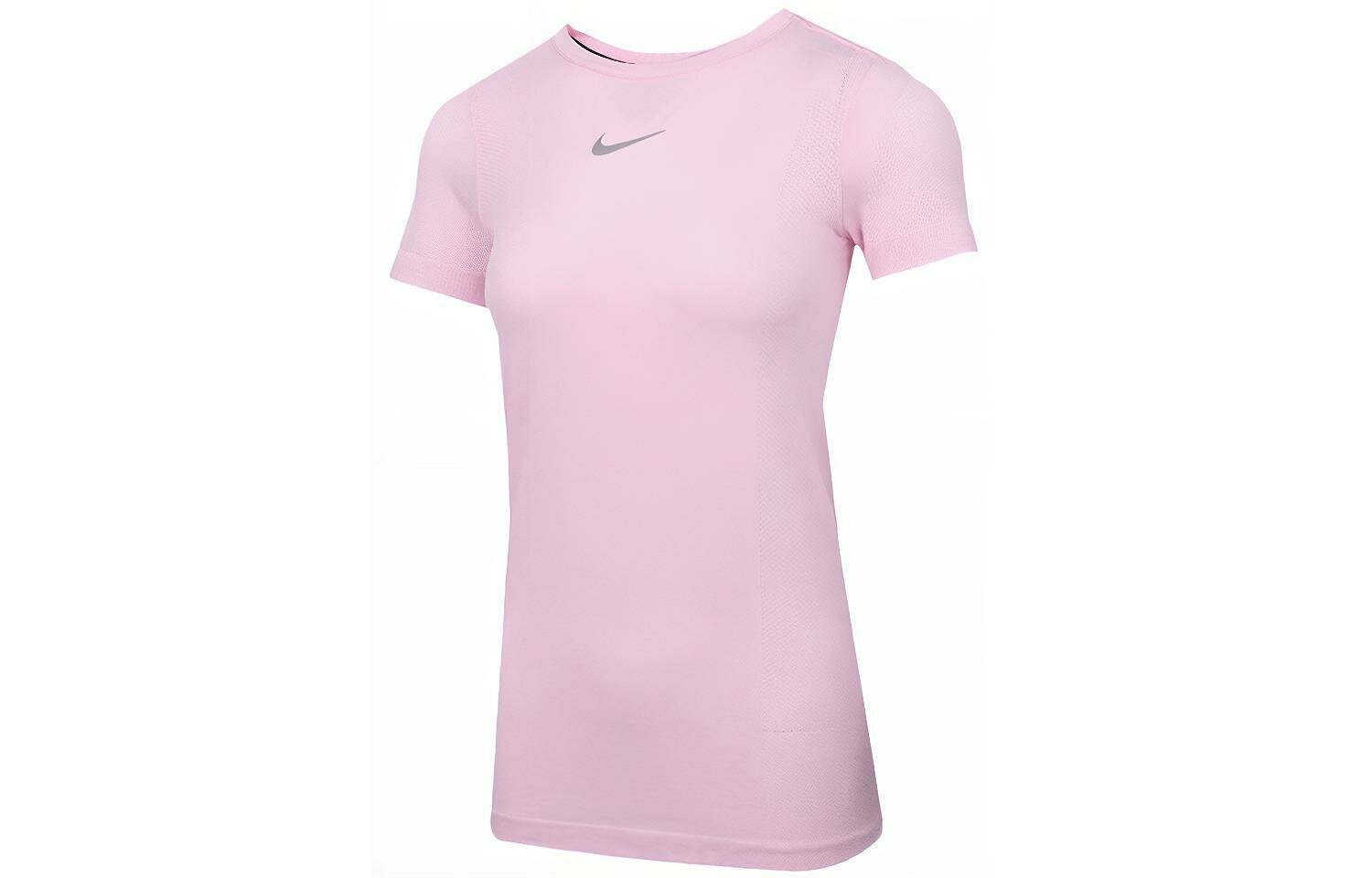 Футболка NIKE Set in Sleeve