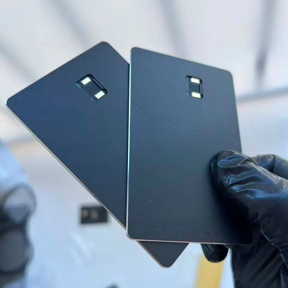 Металлическая NFC кредитная карта DUAL INTERFACE pure black