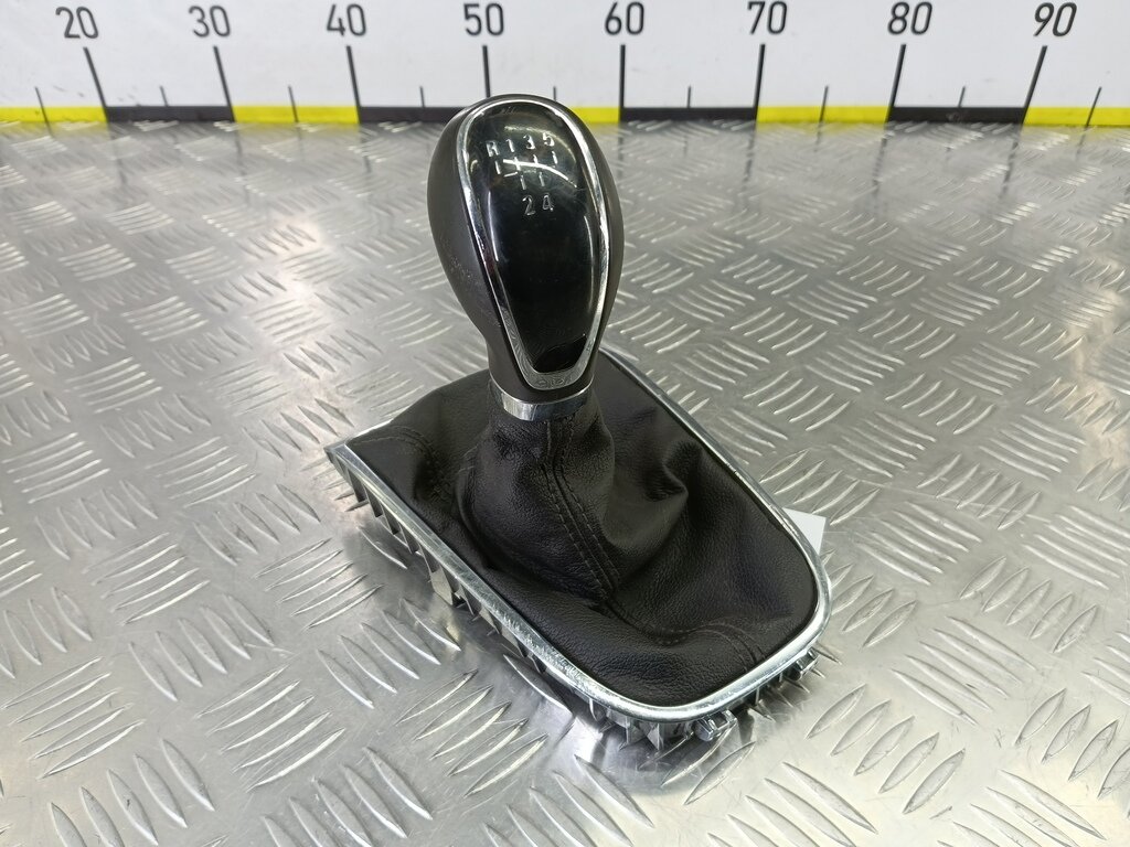 Рукоятка кулисы КПП Б/У для Opel ASTRA J (2009 — 2012) 738691