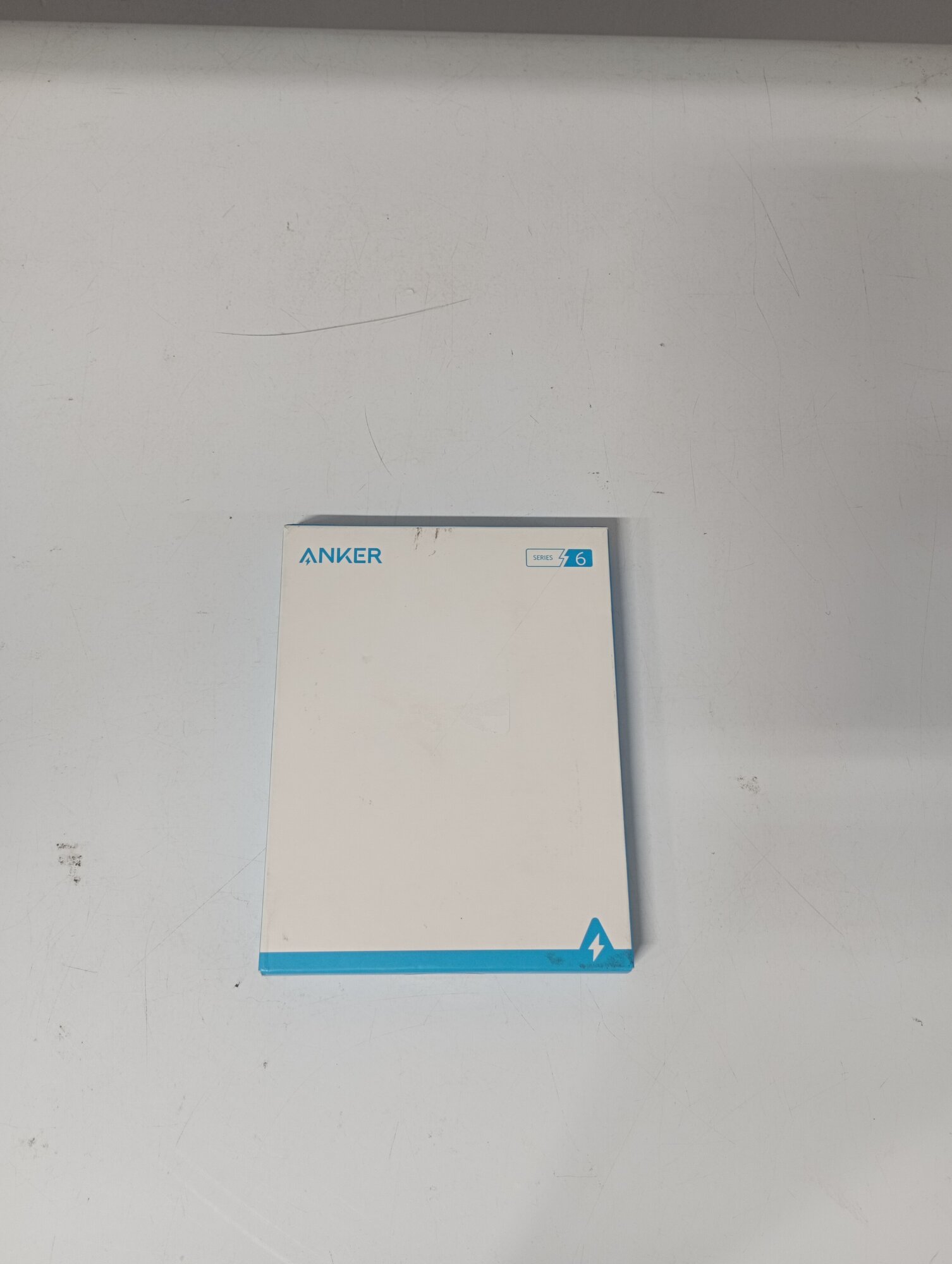 Внешний аккумулятор Anker PowerCore Mag-Go 5K 5000 mAh белый A1611G21