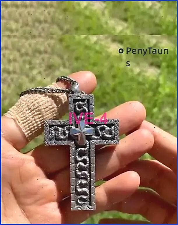 Похожие Крест Таноса из Игры в кальмара 2