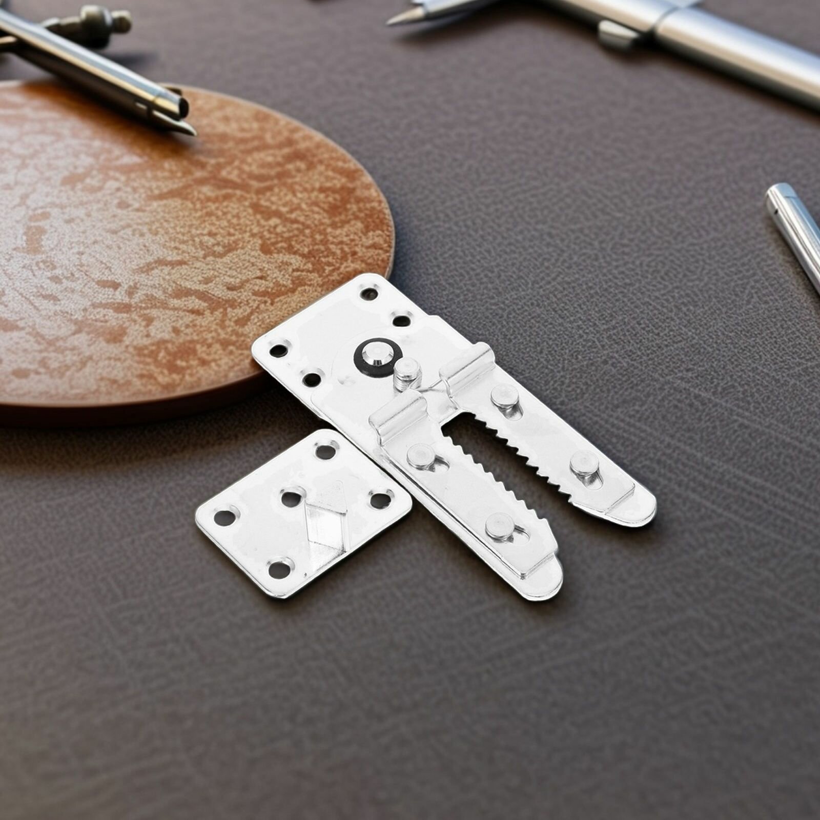 Стяжка мебельная