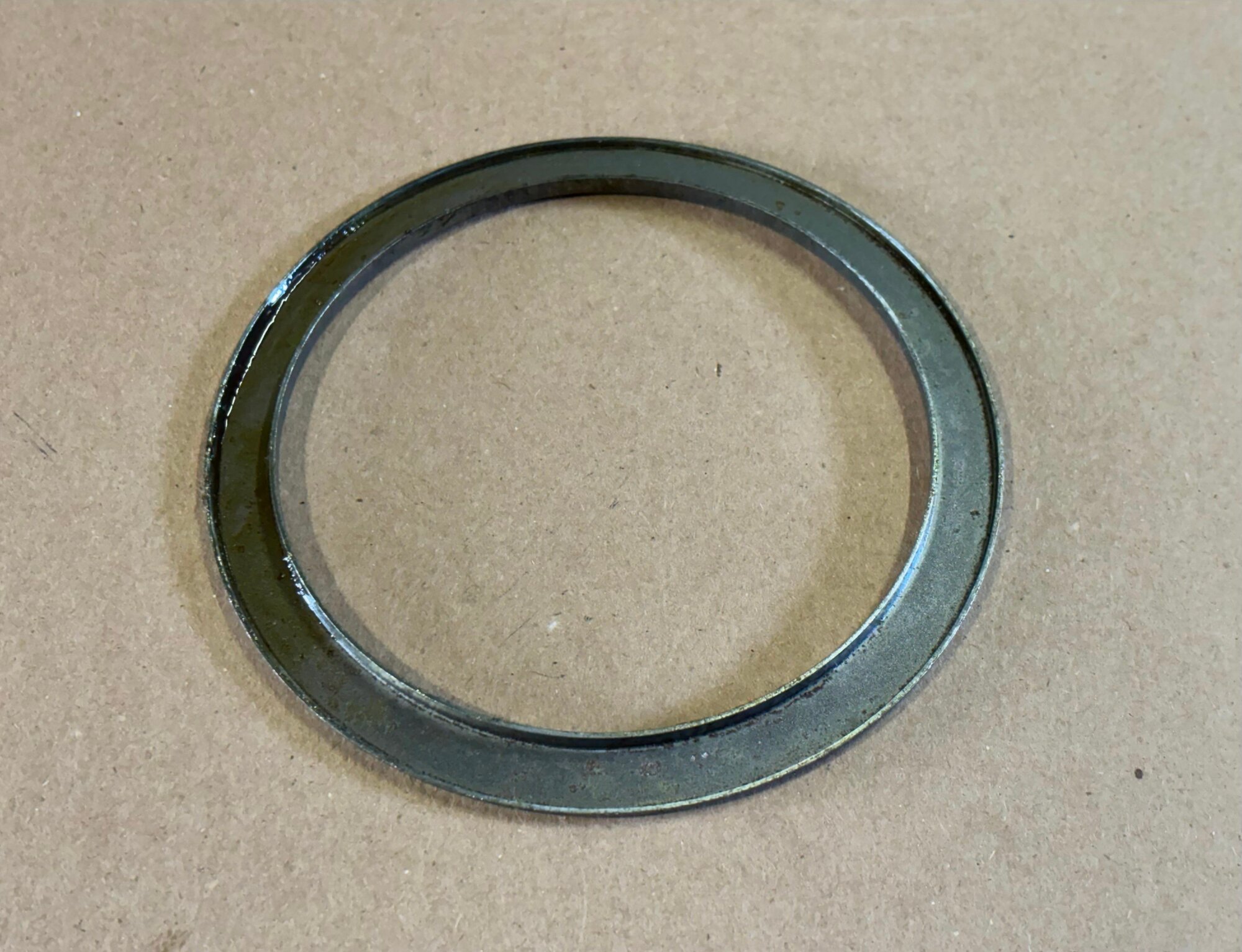 Маслоотражатель коленвала задний к/вал 9 болтов, Д-260