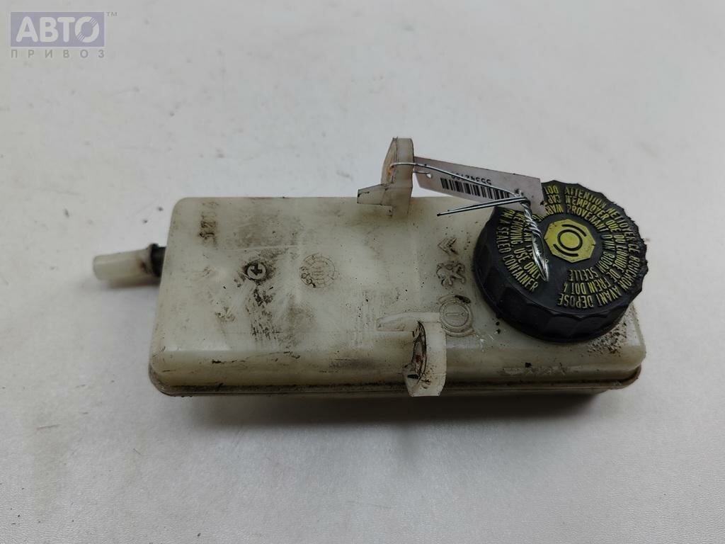 Бачок тормозной жидкости Peugeot 307