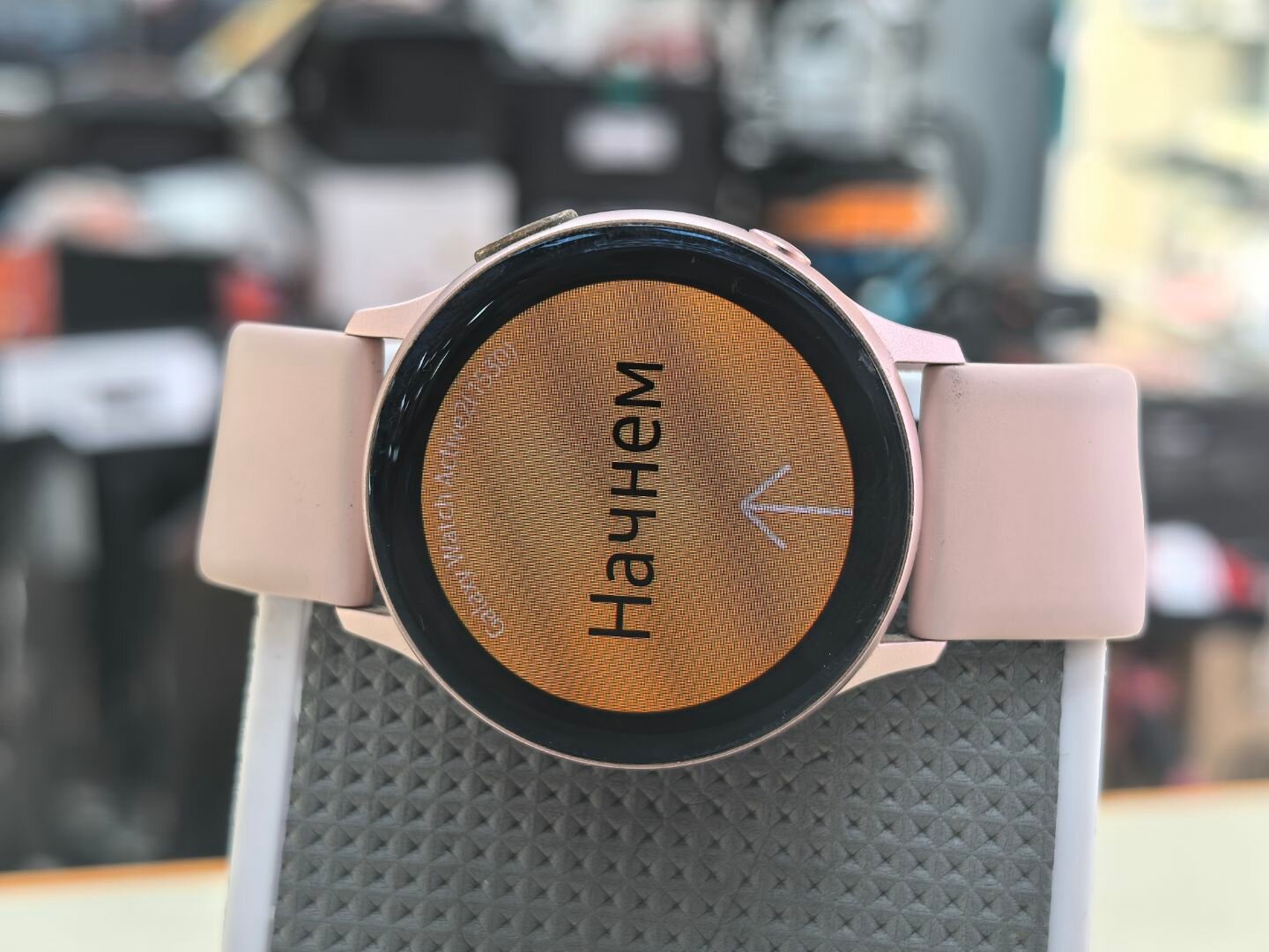 Смарт-часы Samsung Galaxy Watch Active 2 40мм, розовое золото, б/у