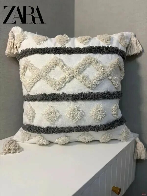 H&M Наволочка декоративная 45x45 см, 1 шт.