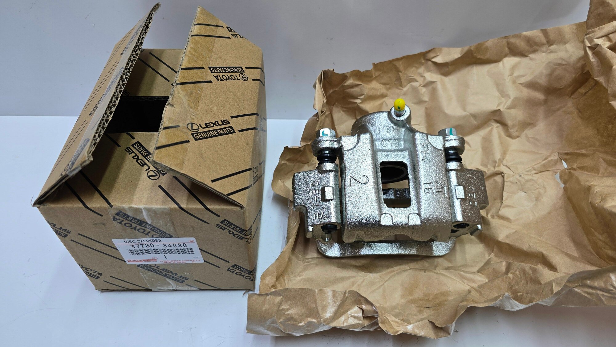 Суппорт задний правый Toyota Land Cruiser Prado 120-150, Lexus GX