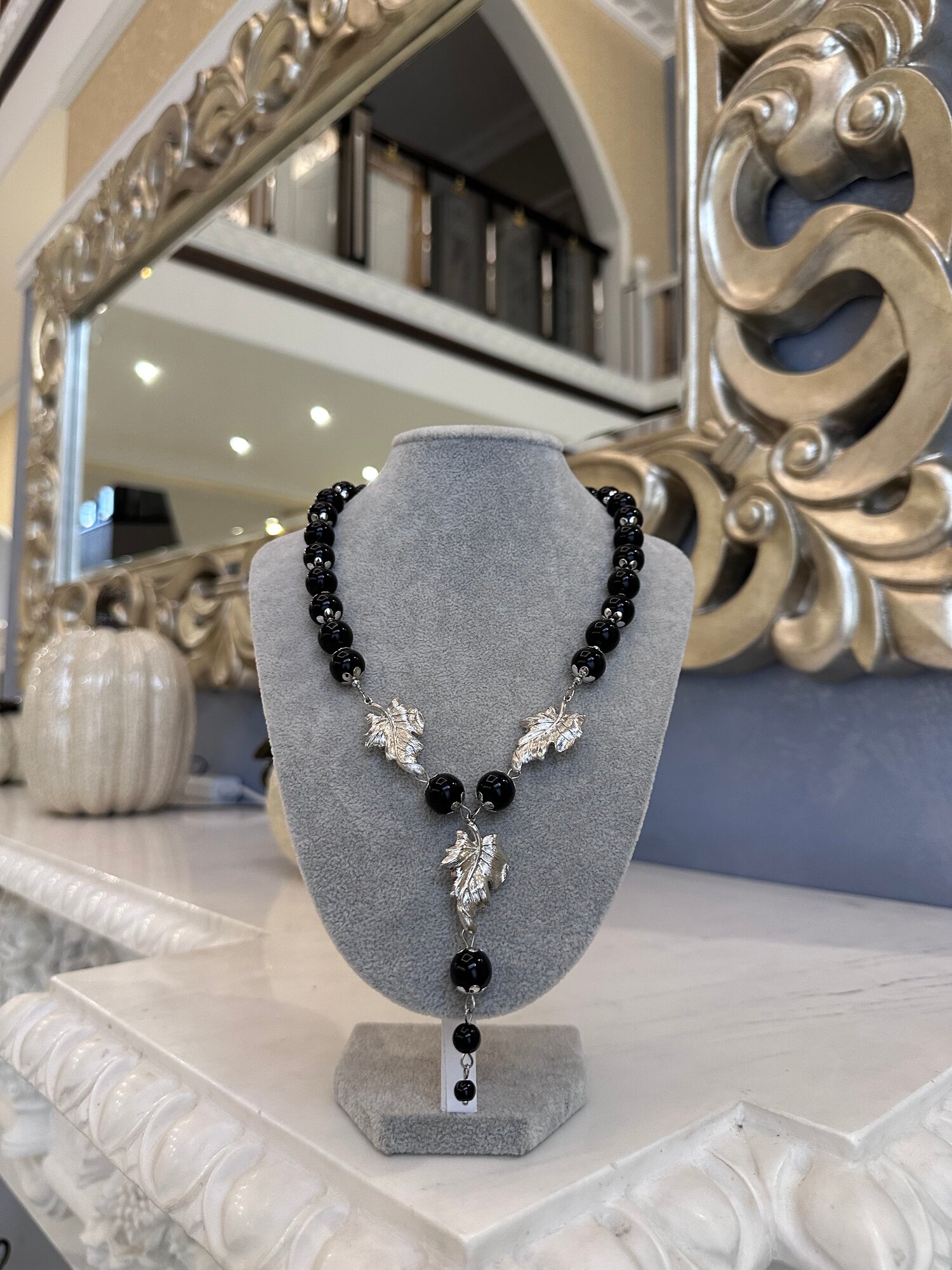 Колье Jewellery by Marina Orlova, агат синтетический, длина 50 см, черный