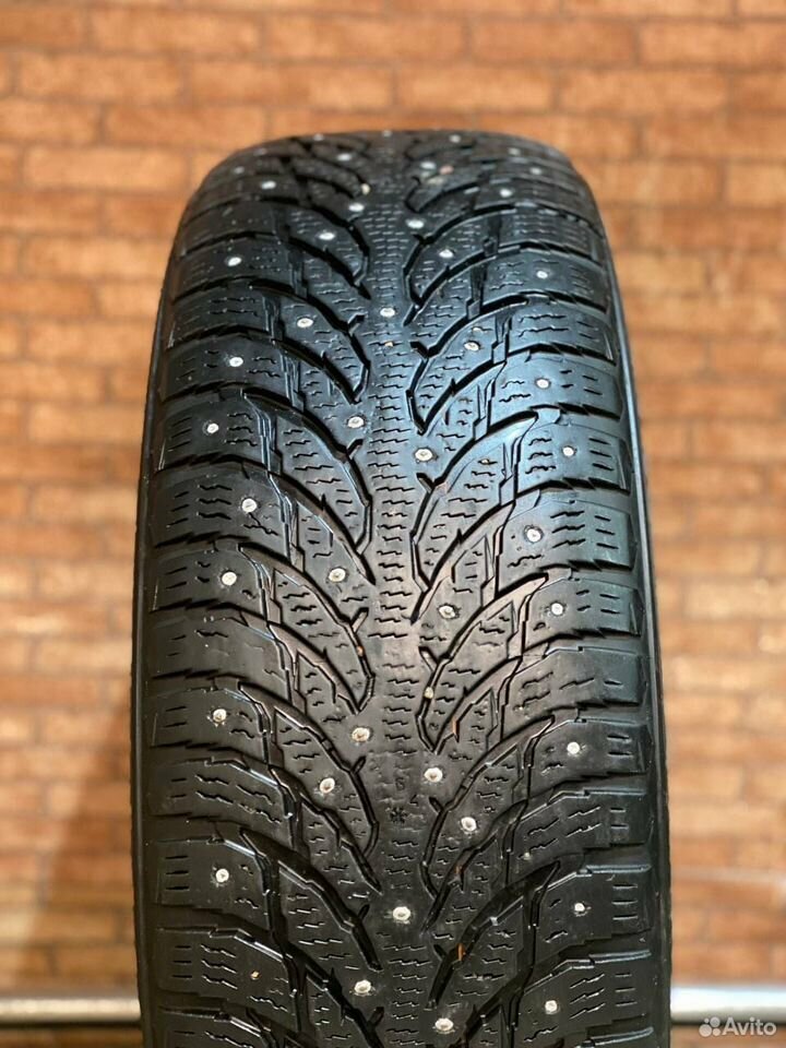 Nokian Tyres Hakkapeliitta 9 SUV 235/55 R20