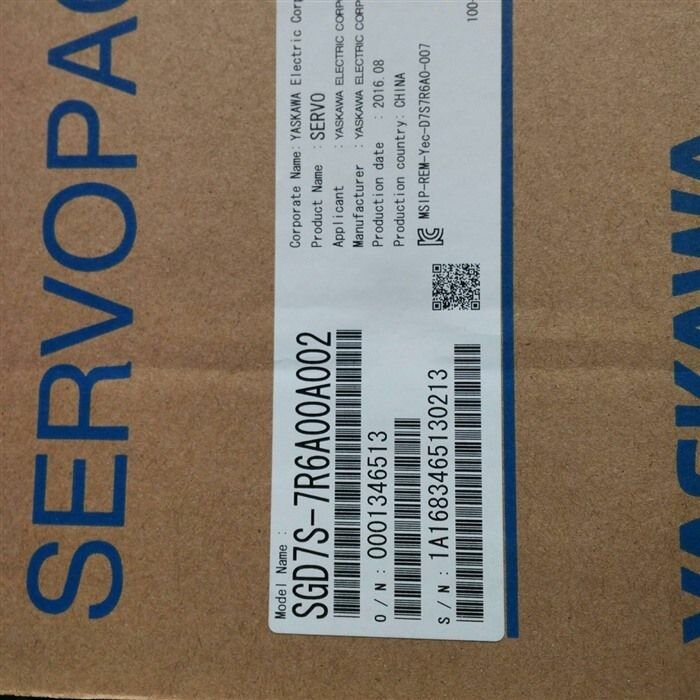 Модуль YASKAWA AC SERVO DRIVER SGD7S-7R6A00A002 — фото 1