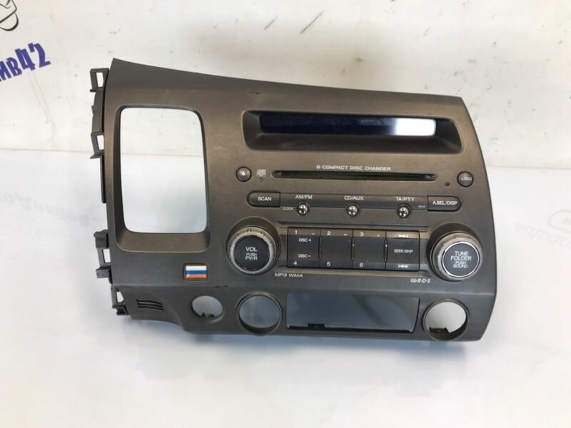 Магнитола Honda Civic 4D 2006 39170SNAG21ZA FD1 R18A1 (с пробегом)