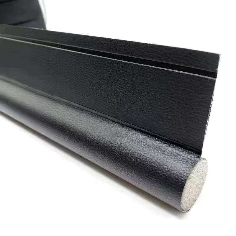 Уплотнитель для дверей черный односторонний самоклеящийся