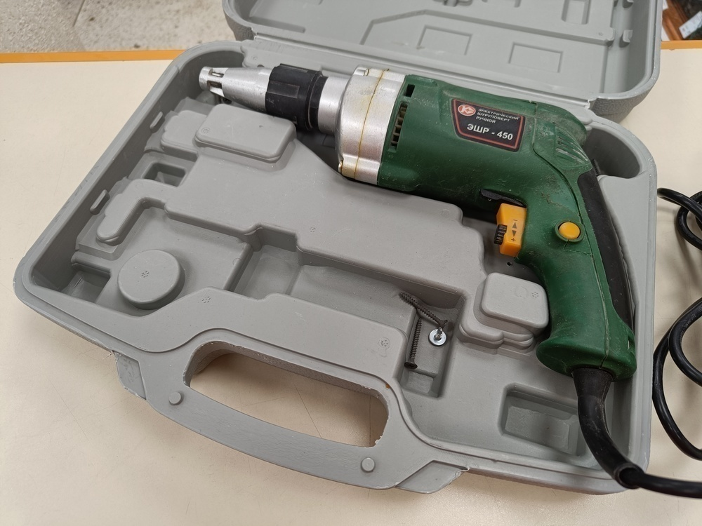 Электрический шуруповерт калибр ЭШР-450, б/у, уценка