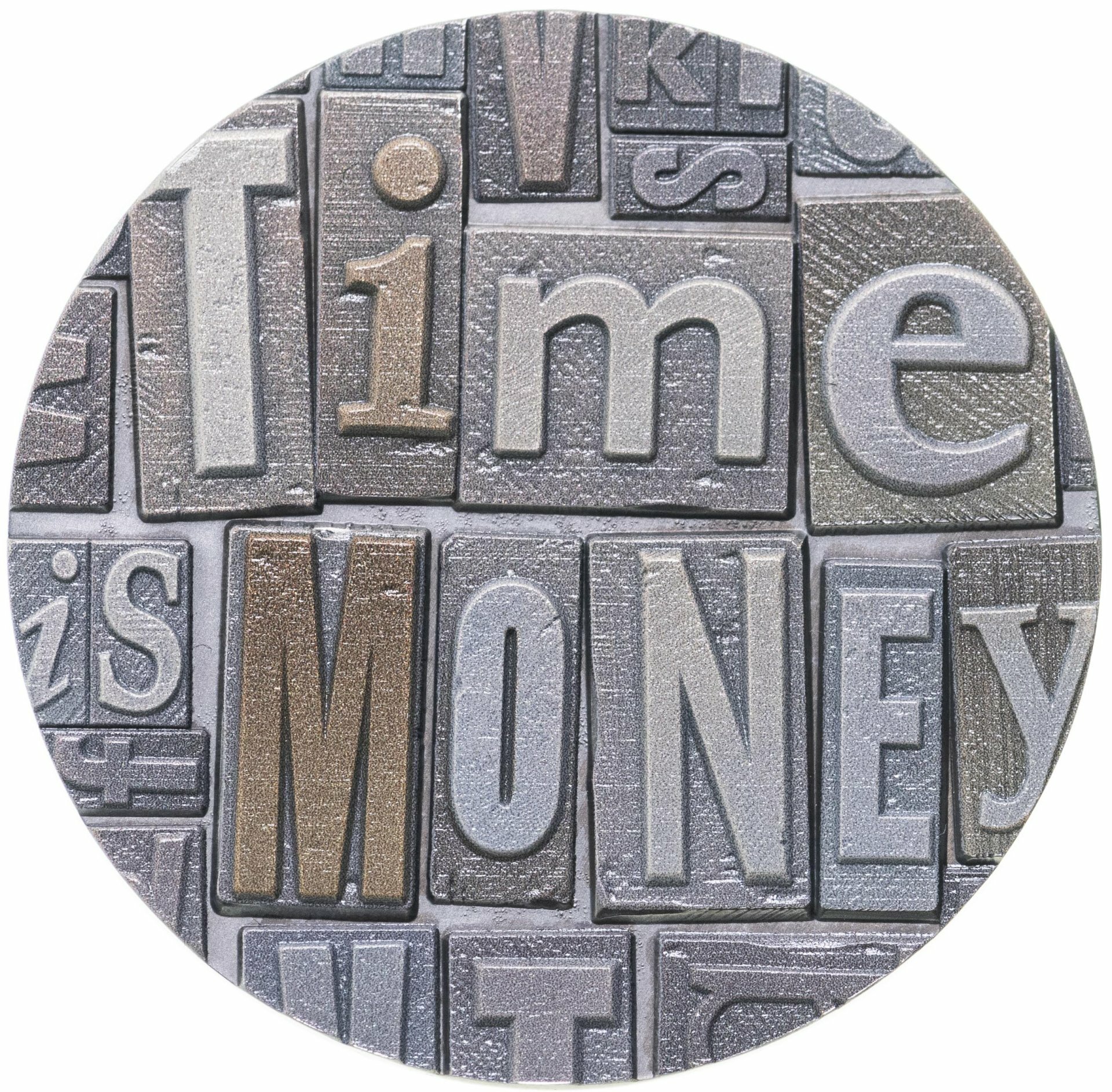 Камерун 2000 франков 2023 "Время - деньги" в футляре с сертификатом, Серебро 999, в сохранности UNC