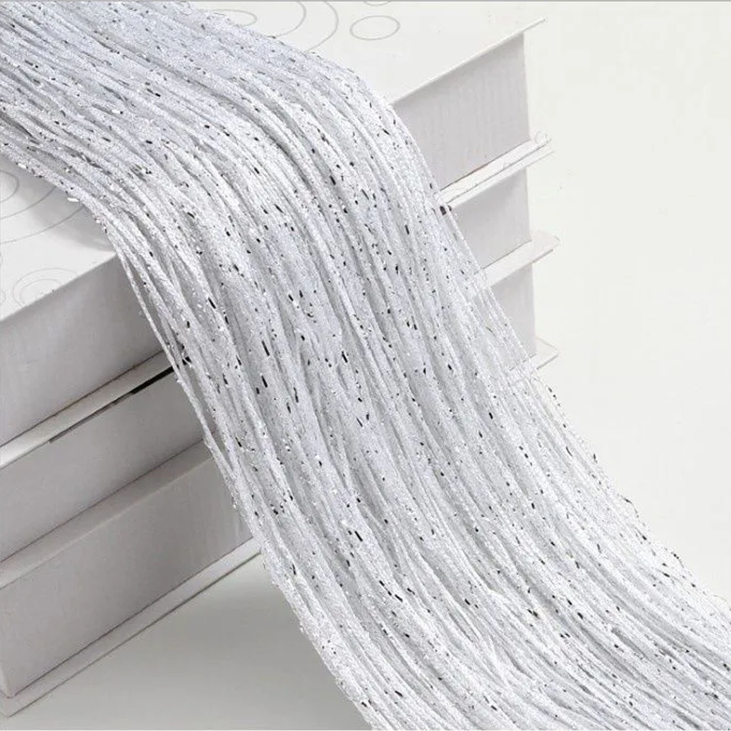 Штора из бусин Blue Elegant Tone T402, 100 см x 200 см, серебристый/синий/белый/шампань, материя сатин, шнур, полиэстер с ПВХ покрытием, тип печати 3D эффект, тип крепления подвесок, 1 штука в упаковке