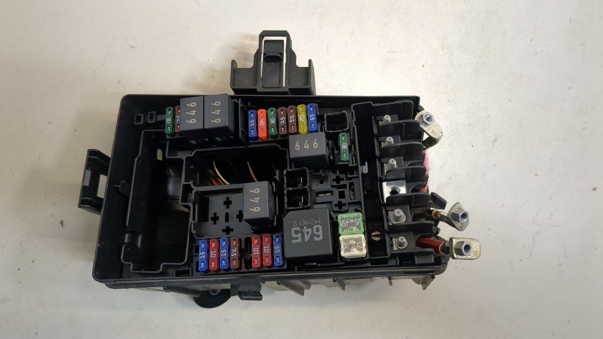 Блок предохранителей Volkswagen Passat 8 Б/У