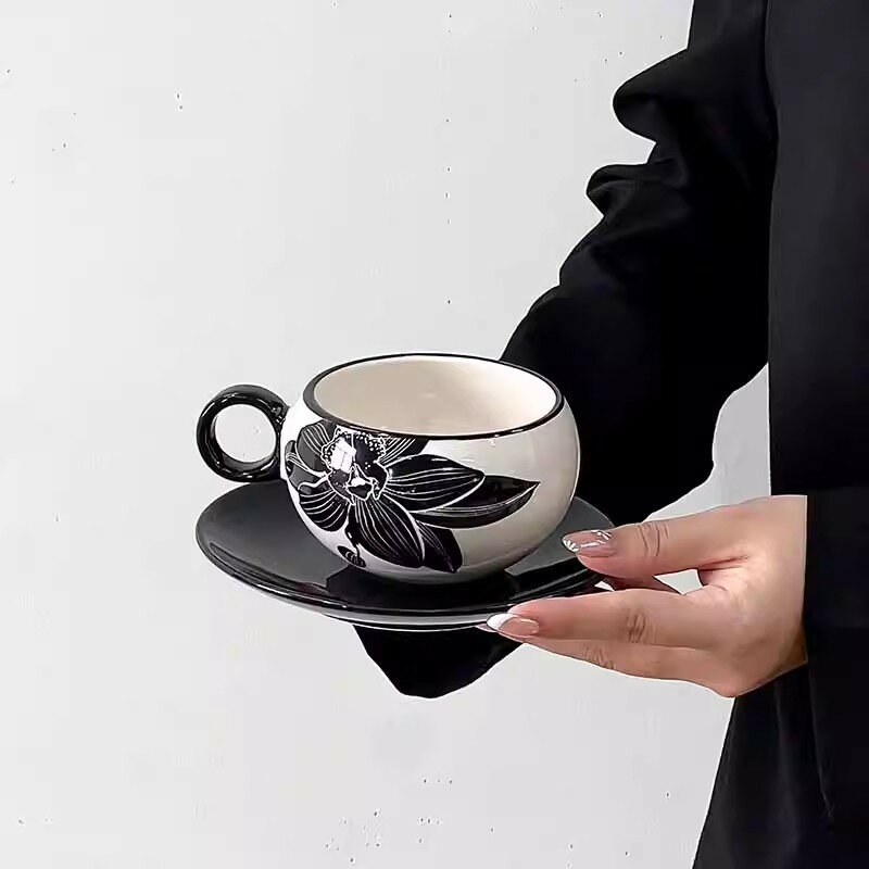 Винтажный набор кофейной чашки и блюдца с камелией для домашнего послеобеденного чая, керамическая чашка, высокая эстетика, подарок