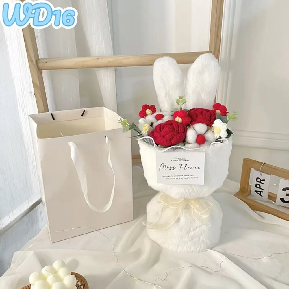 Букет из игрушек, плюшевый подарок девушке, белый, красный, 20 см