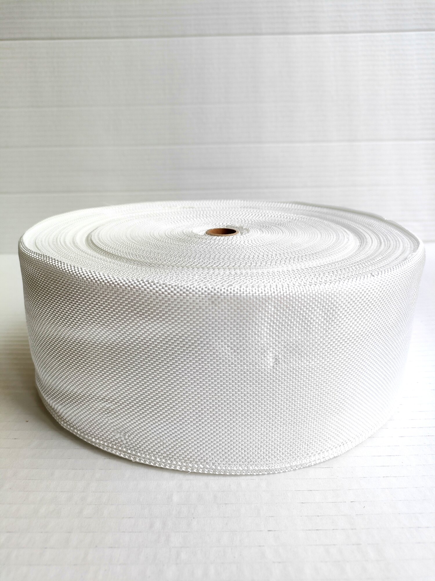 Кремнеземная лента КЛ-11-8,2 для высокотемпературной изоляции