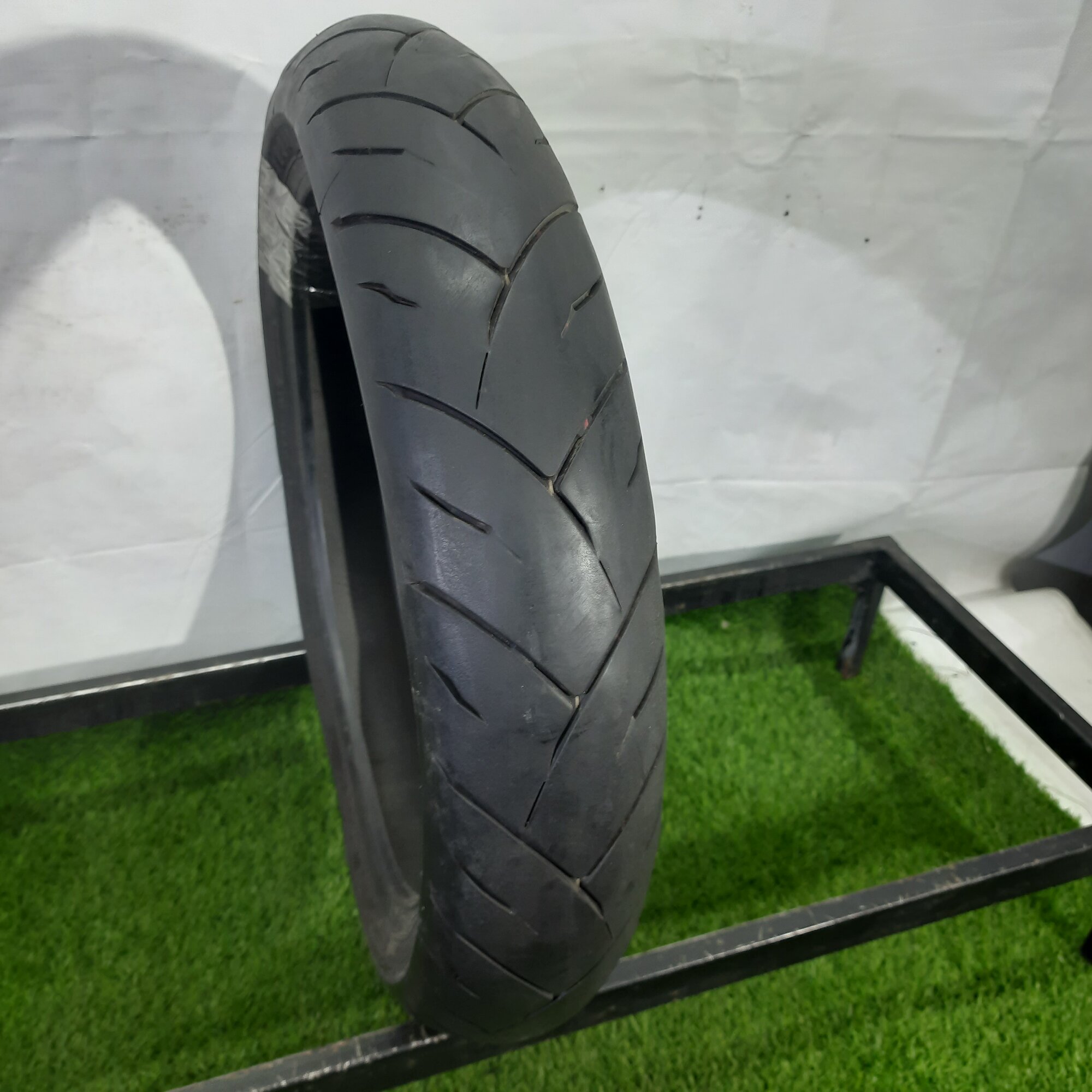 Мотошина Maxxis SuperMax ST 120/70 ZR17 58W TL