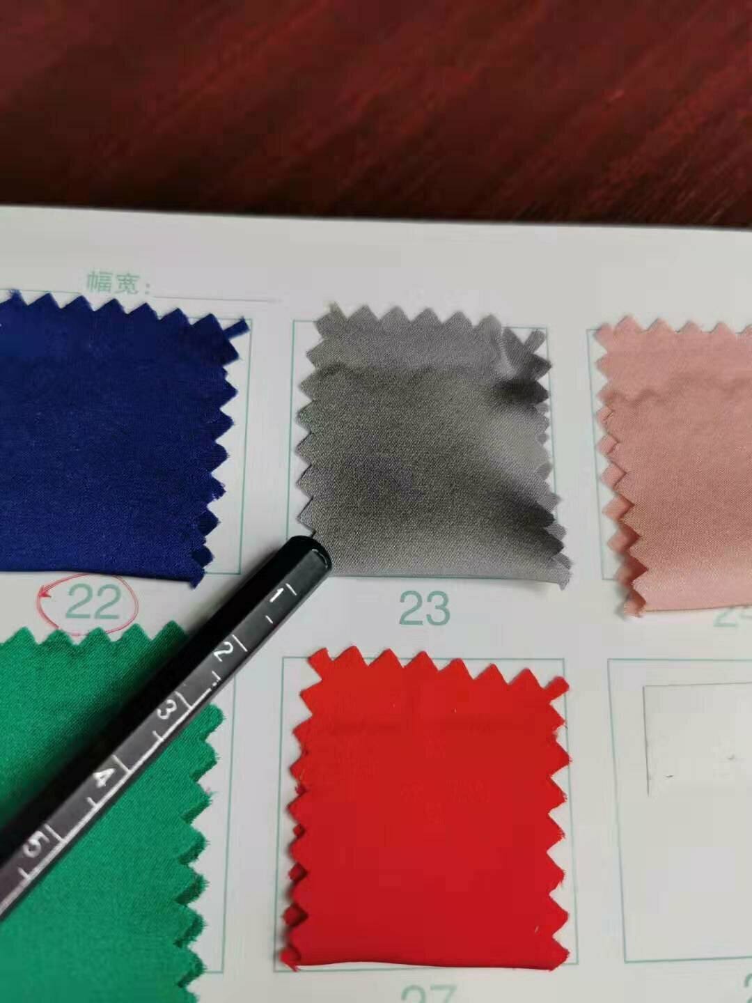 Простой креп-сатин 16/19 монме, ширина 114 см, 100% шелк тутового дерева, полный шелковый материал для оптовой одежды