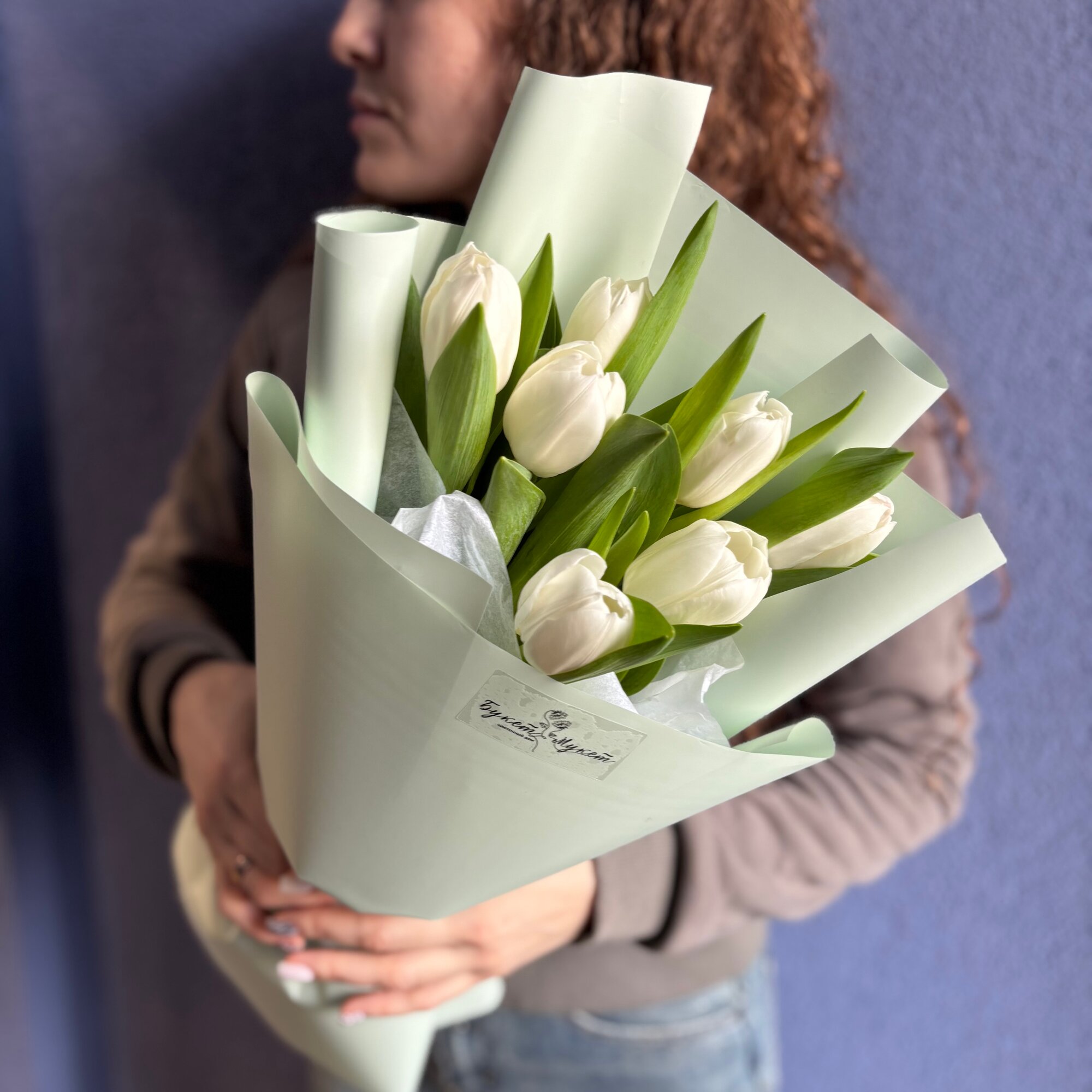 Букет «Мята» (7 белых тюльпанов)