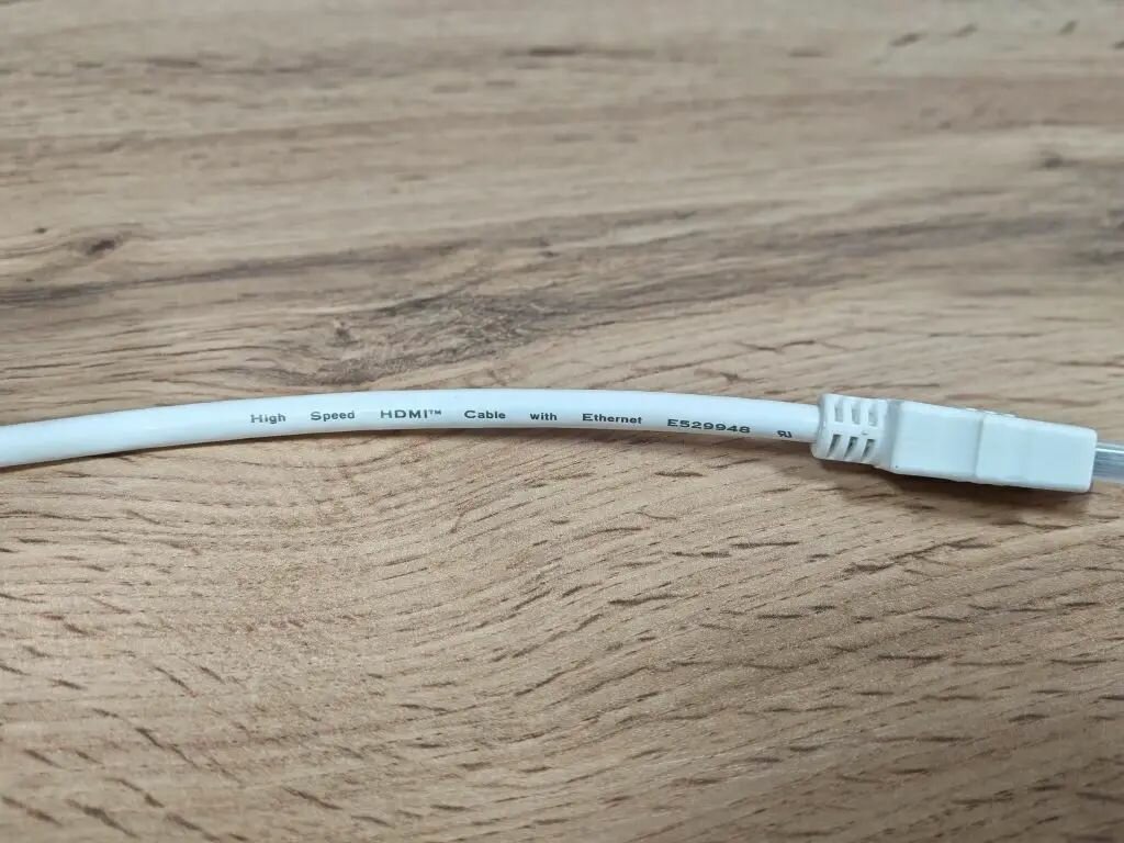 HDMI белый маленький — фото 1