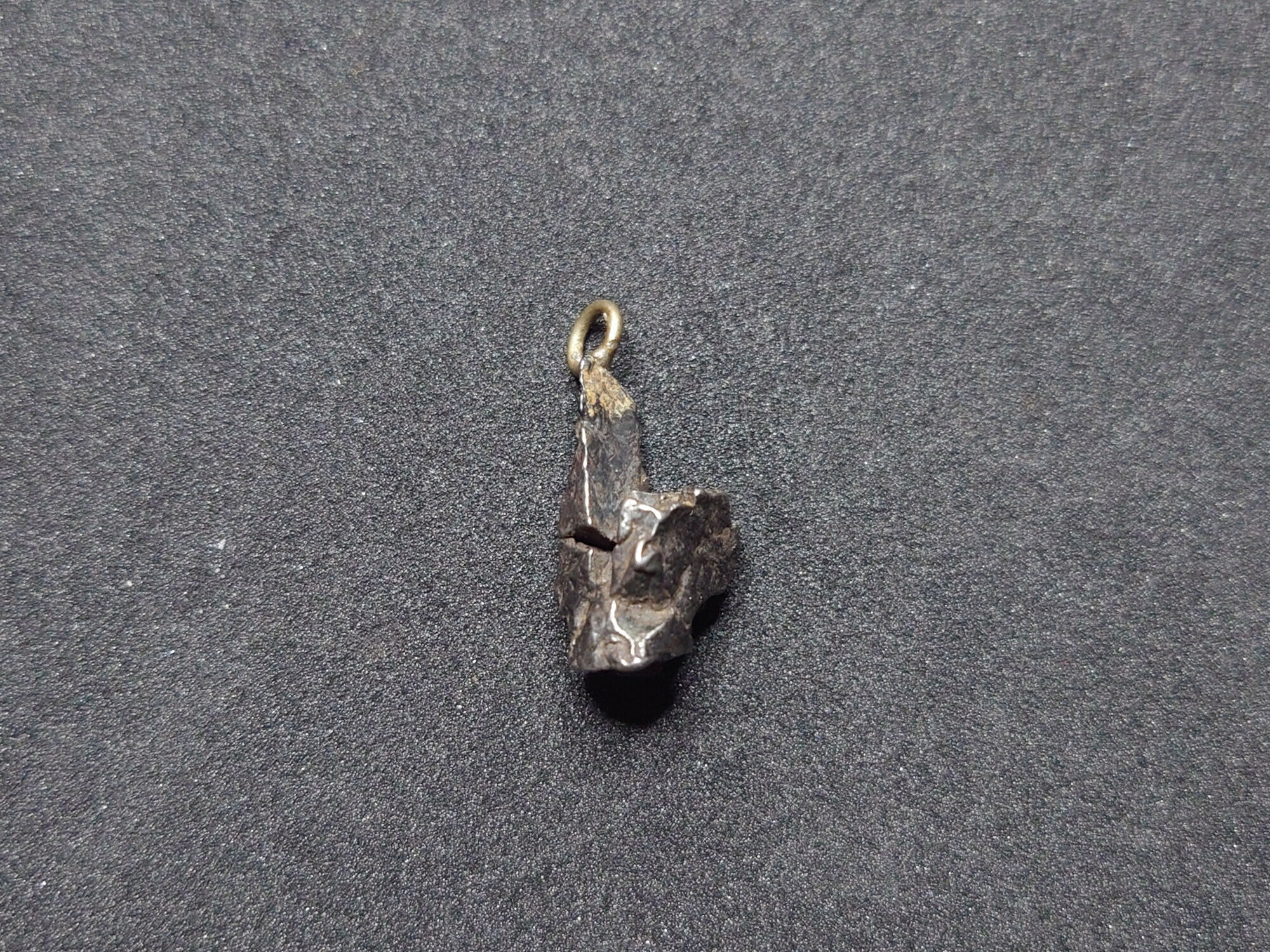 Сихотэ-Алинский метеорит (подвеска) [4.1 гр.]