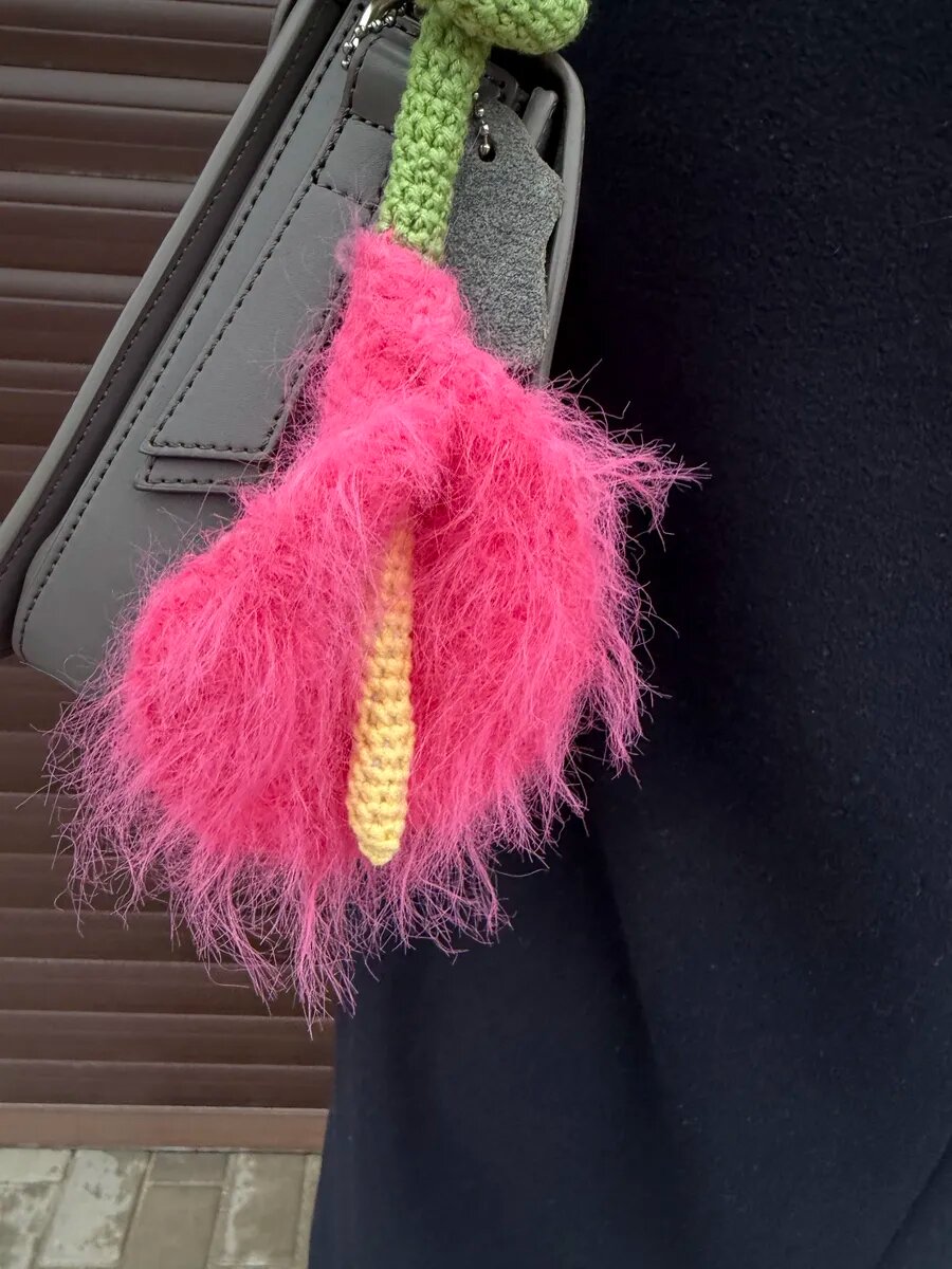 Украшение на сумку