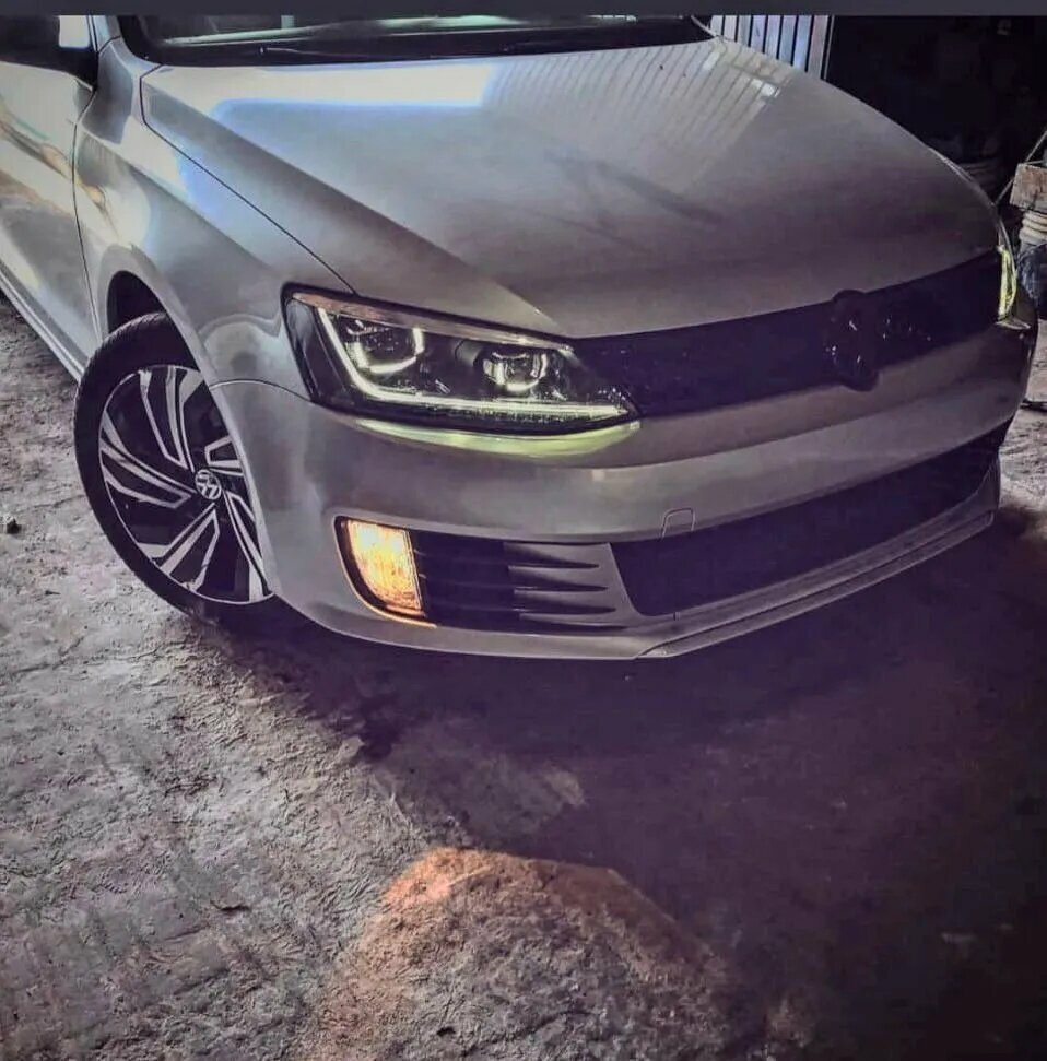 Фары автомобильные, 2 шт, арт. 5C7941005A