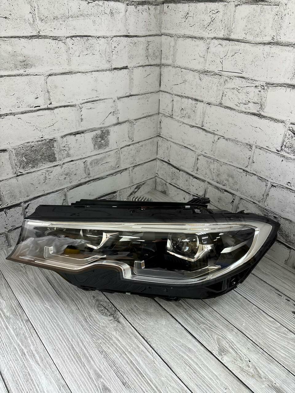 Левая фара BMW 3 Series G20