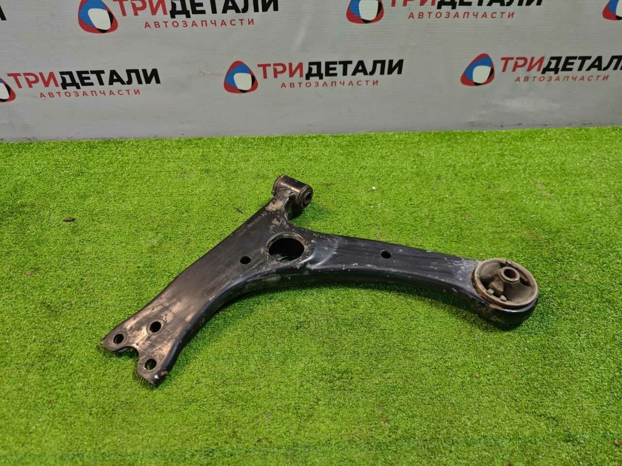 Рычаг подвески Toyota Corolla 1.4 4ZZ 2006 перед. лев. (б/у)
