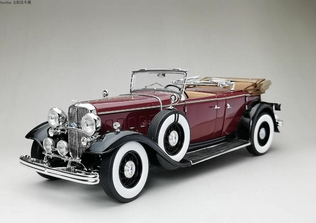 Sun Star 1:18 Литая модель автомобиля 1932 Ford Lincoln KB Vintage Car 6164