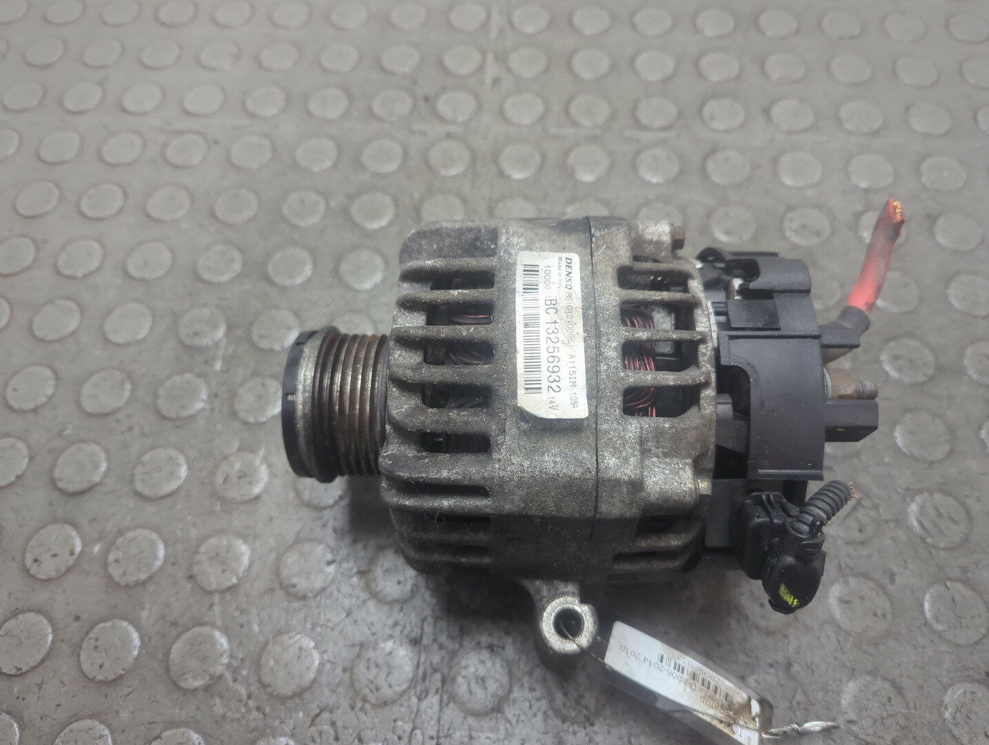 Генератор Opel Corsa D Б/У