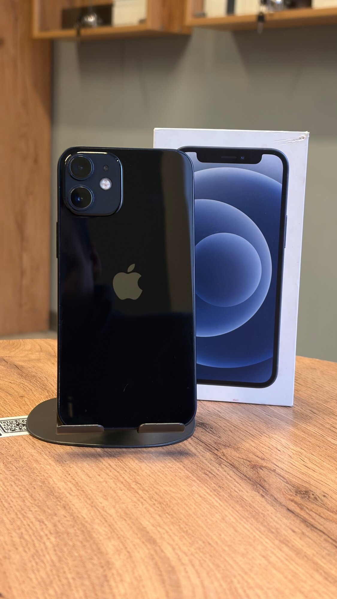 Смартфон Apple iPhone 12 mini MGE33RU/A 128Gb черный 3G 4G 1Sim 5.4" OLED 1080x2340 iPhone iOS 14 12