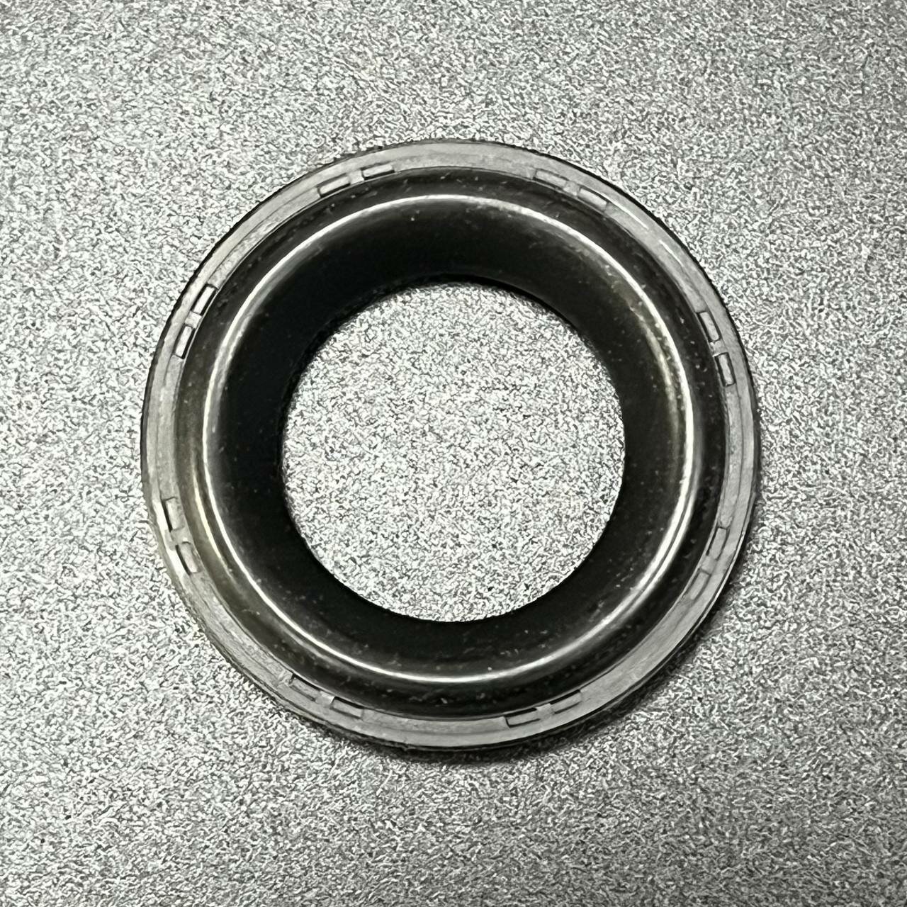 Уплотнение Honda BF115-225 (12342-P08-004) (Производитель Honda)