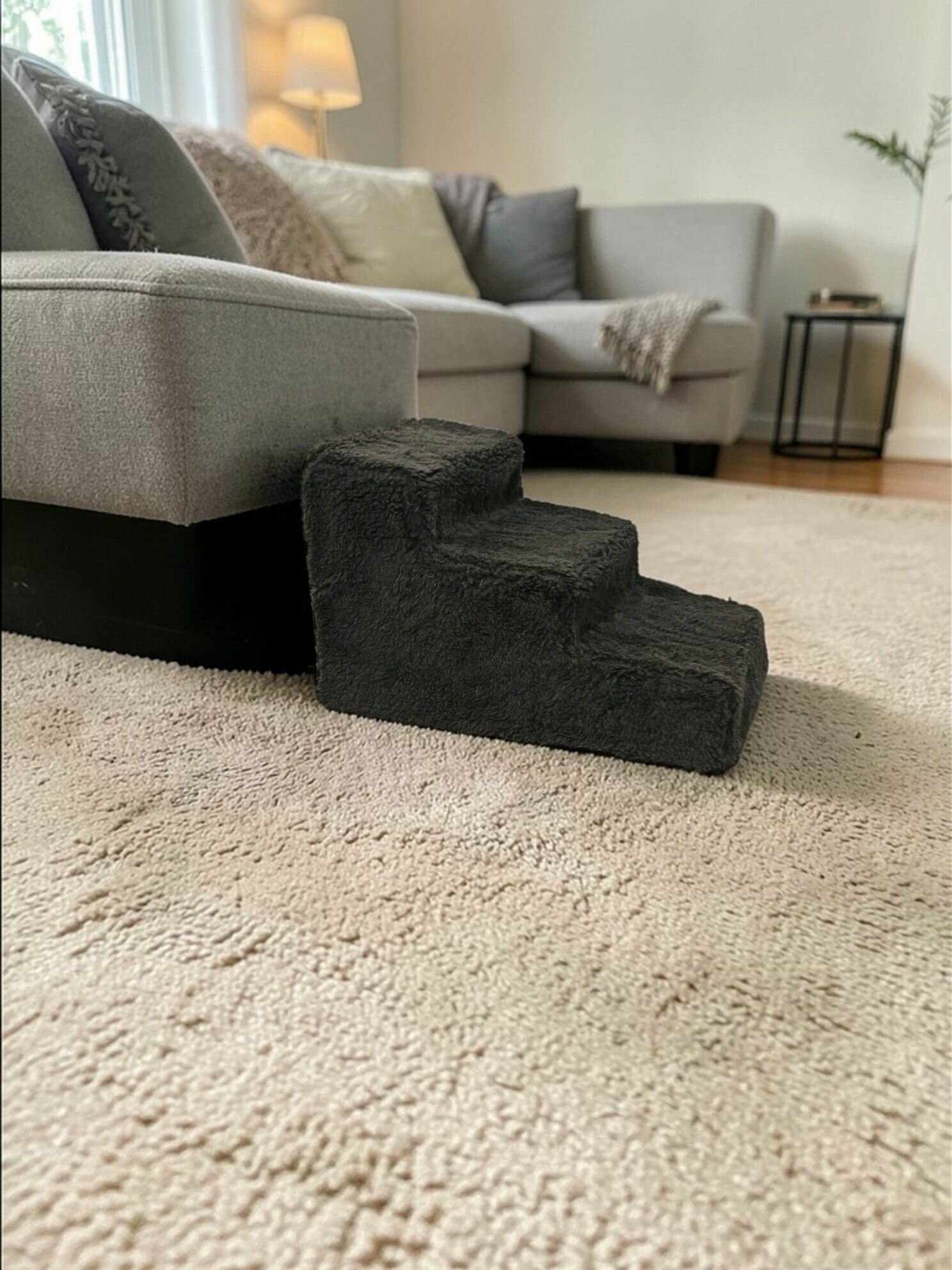 Лестница для собак и кошек c небольшим уклоном APOLLO-3 GLASH Д630/Ш410/В400 мм. Серый мех.