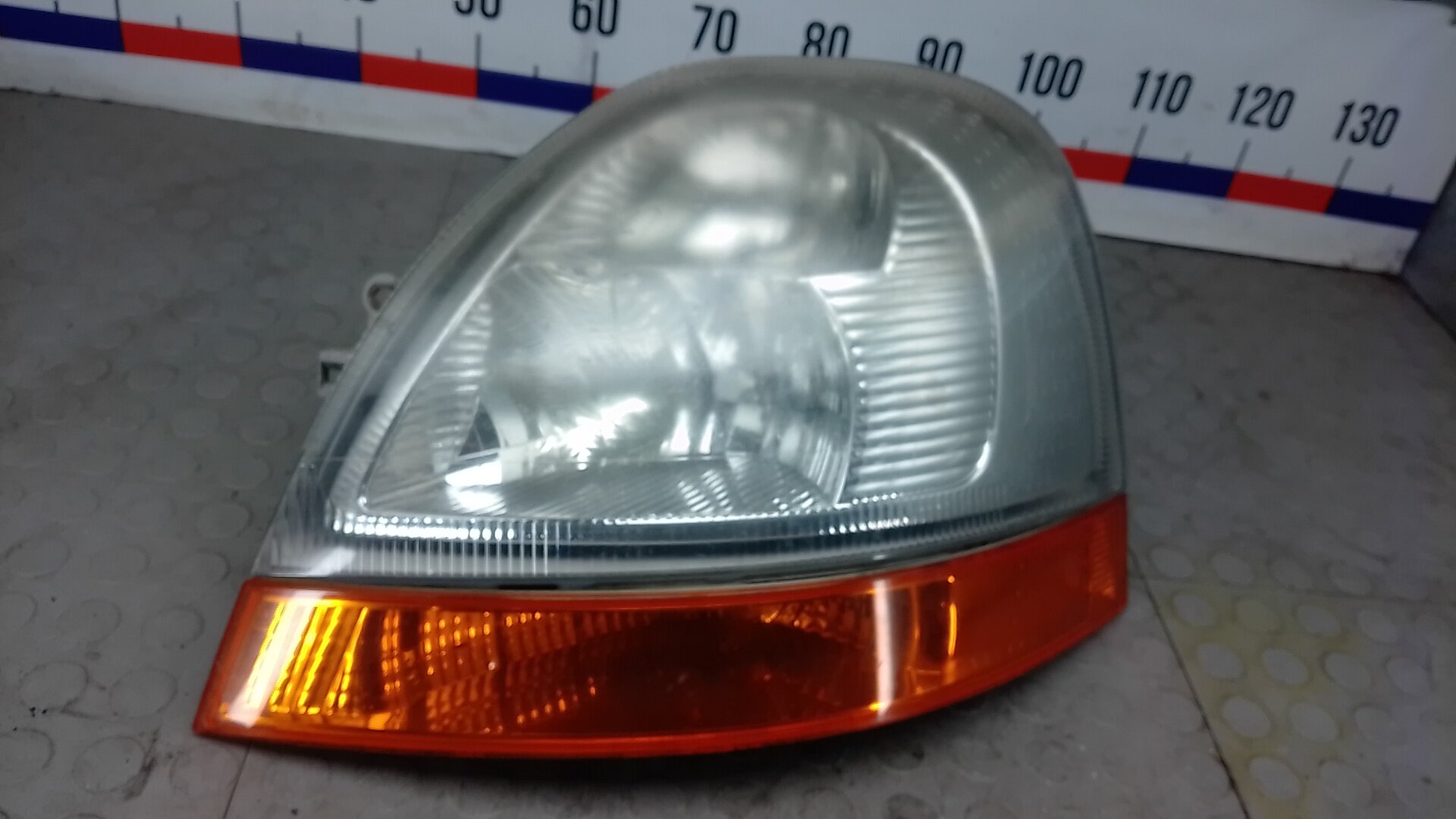 Фара левая RENAULT MASTER 2
