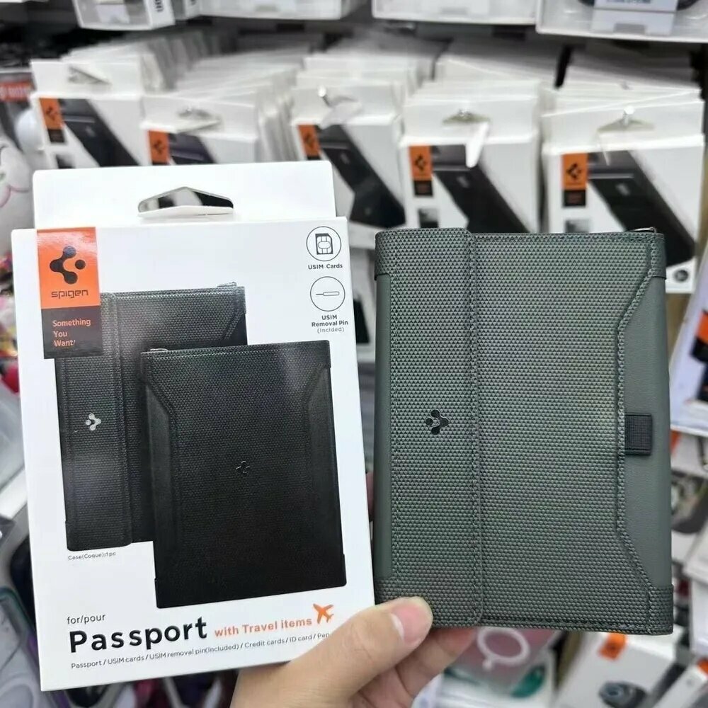 Обложка на паспорт Spigen Universal Passport Holder зелёный 1 шт.