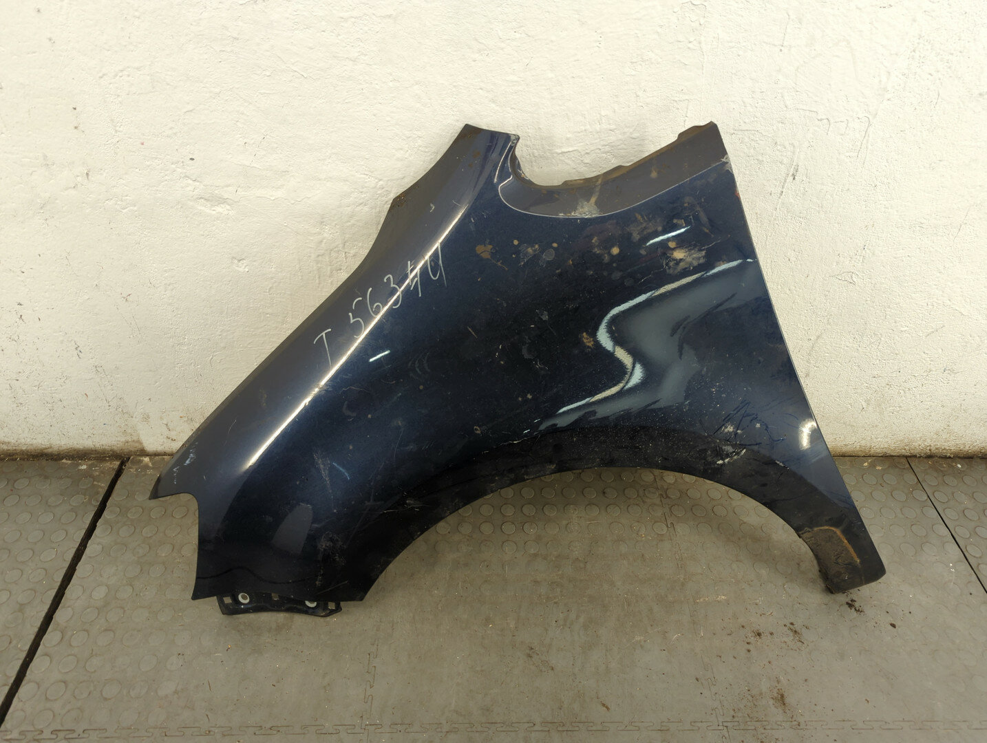 Крыло левое переднее Volkswagen Sharan Б/У