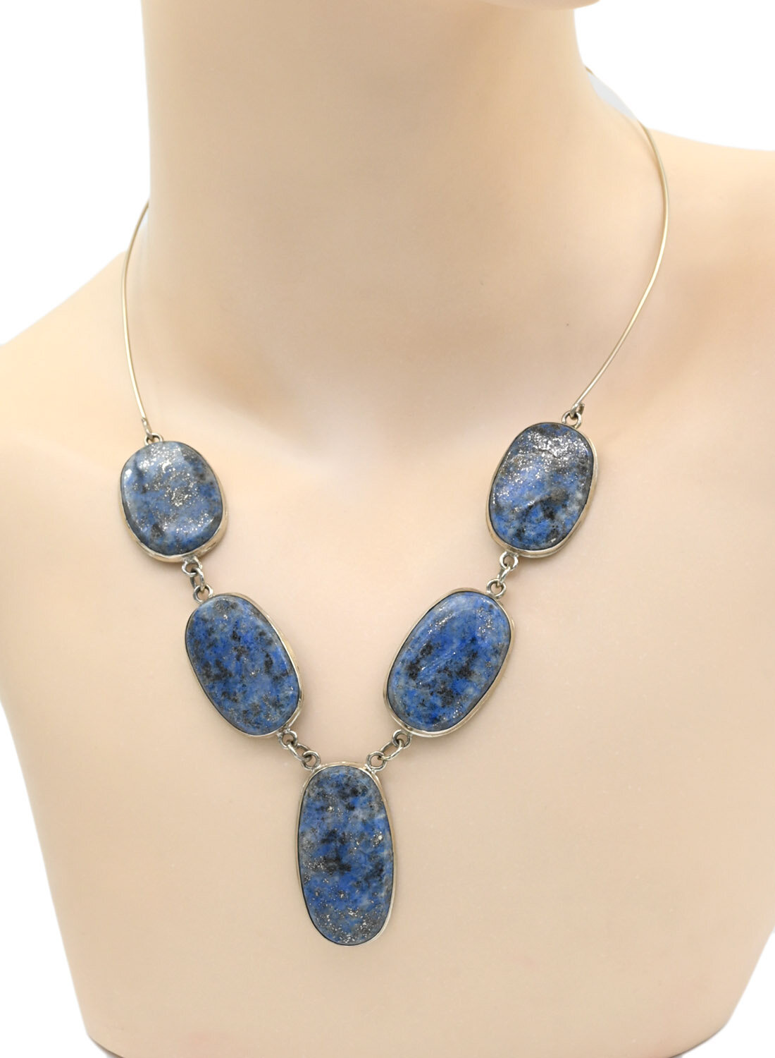 Колье, лазурит