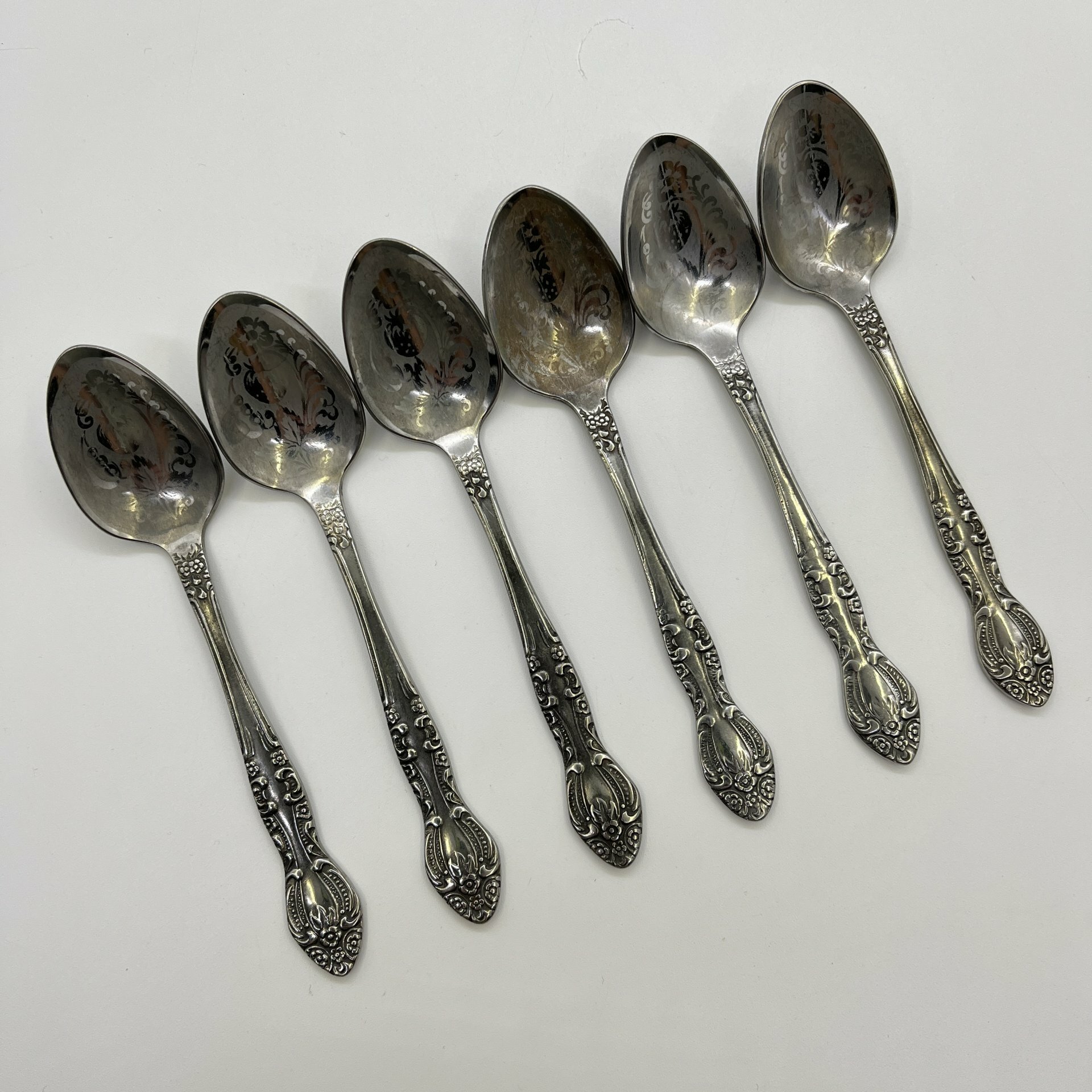 Набор из 6-ти кофейных ложек, украшенных растительным декором, нержавеющая сталь