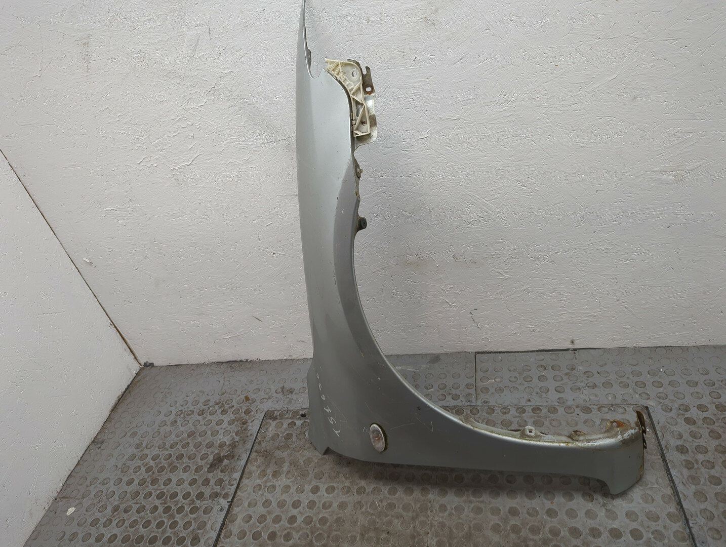 Крыло правое переднее Mazda 6 (GG) Б/У