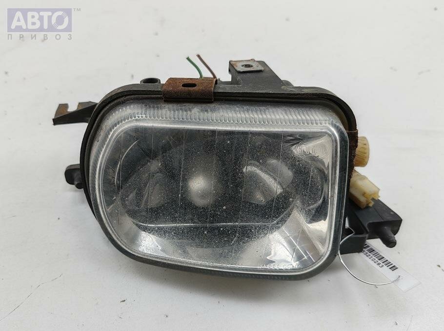 Фара противотуманная левая Mercedes C-Class W203 (2000-2006)