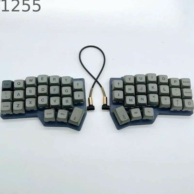 Разделенная клавиатура Corne V4 с 46 клавишами и одномодовой RGB-подсветкой возможностью горячей замены11