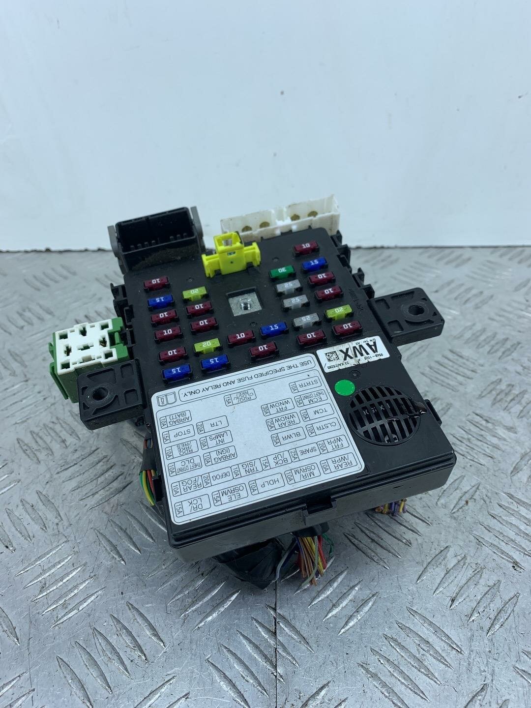 Блок предохранителей Chevrolet Spark M300 2012