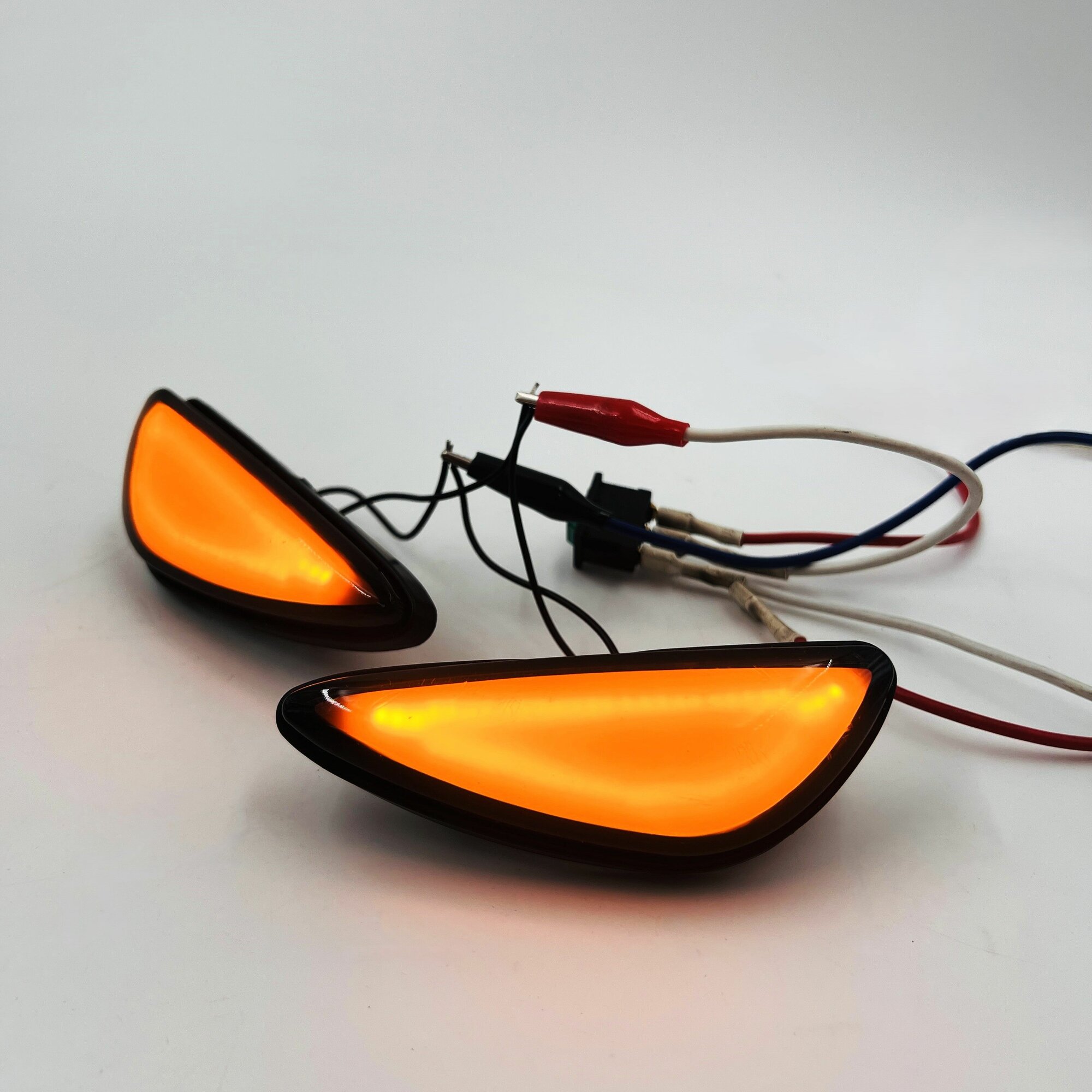 Повторитель поворота желтый на крыло диодный подходит для Лада Калина Приора Гранта 2 шт